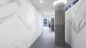 Panel cladding - LAMINAM - stone / vertical / smooth