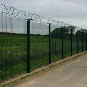 Welded mesh fence - CorruSec D10 (SR4) - ZAUN FENCING - industrial ...