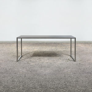 Colorless table - All architecture and design manufacturers
