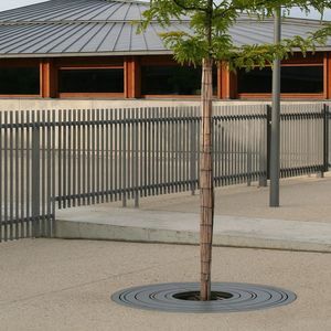 Square tree grate - AZTEC - ACCENTURBA - galvanised steel / thermo ...