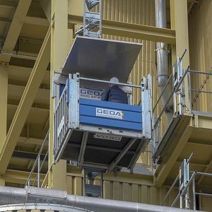 Heavy load freight elevator - 850 ZM P - GEDA GmbH - for construction ...