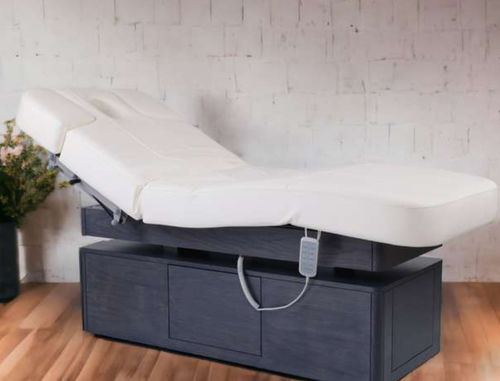 Electric massage table - FIRST CLASS - STAR WELLNESS - solid wood ...