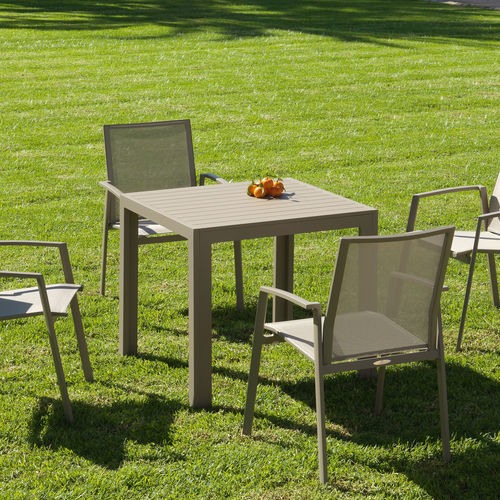 Contemporary dining table - FARO - ARKIMUEBLE - aluminum / aluminum ...