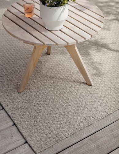 Contemporary rug - MUNIN - Fabula living - plain / polyester ...