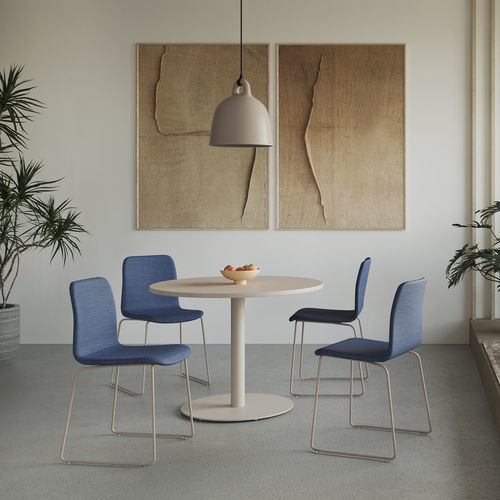 Contemporary visitor chair - VAPAA - Nowy Styl - indoor / fabric ...