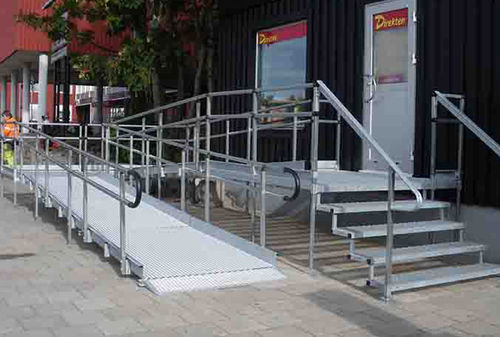 Galvanised steel access ramp - Trident - handicapped / modular