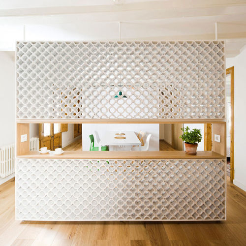 Ceramic screen wall - EMPORDÀ - CERAMICA FERRES - indoor