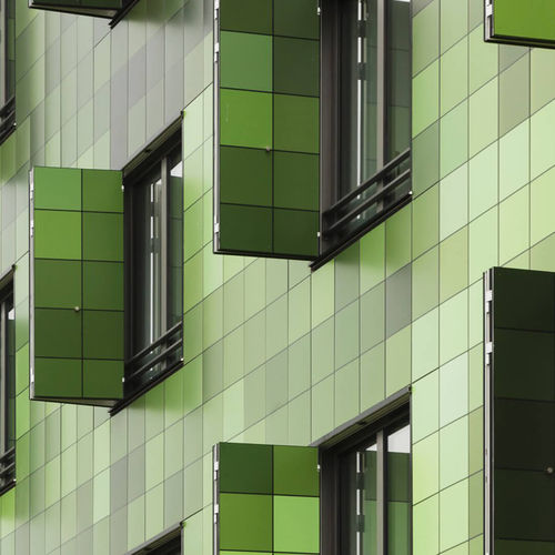 Printed cladding - INTERNADO DAMARTIN - Umetal - metal / smooth / green