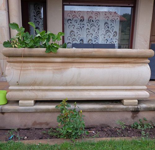 Sandstone planter - WINDOW BOXES - Areniscas Sierra de la Demanda S.L ...