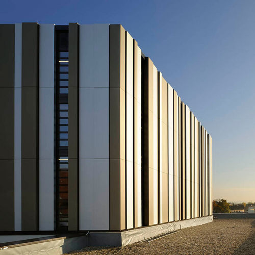 Panel cladding - UNIVERSITY LIBRARY ERLANGEN - ALUCOBOND - aluminum ...