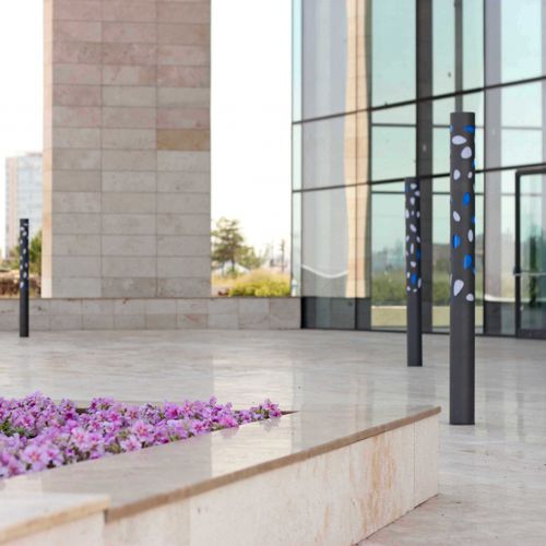 Contemporary light column - IAMORF - BSI LIGHTING TECHNOLOGIES INC ...