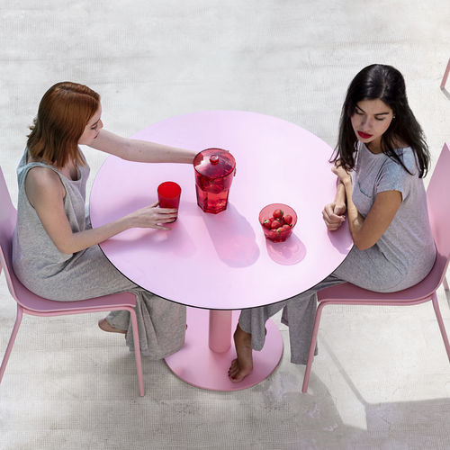 Contemporary dining table - MONA - Diabla - thermo-lacquered steel / galvanised steel base / round