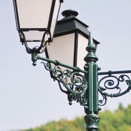 Cast iron lamp post arm - AZUR - ECLATEC International - steel