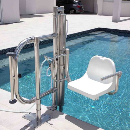 Mobile pool lift - Delphin - Lehner Lifttechnik - for people with ...