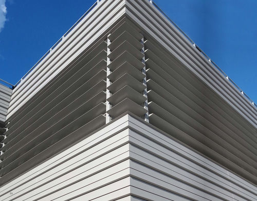 Aluminium solar shading - METRA Building - for facade / window / vertical