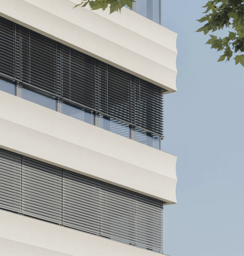 Metal solar shading - SOLOMATIC - GRIESSER - for facade / horizontal ...