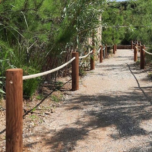 Security bollard - AVEC CORDE - Rondino - pine / rope / for public space
