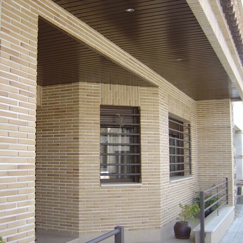 Hollow brick - RUSTIC LEVANTE - La Paloma Cerámicas - for facade / ocher