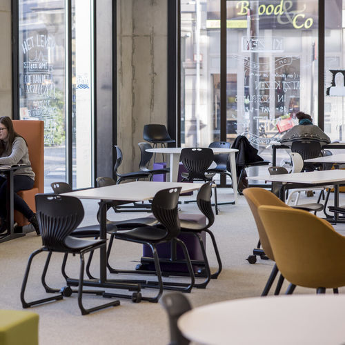 Contemporary classroom table - Ahrend - wooden / metal / metal base