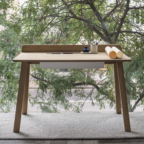 Desk with post - DO120 - JAVORINA - contemporary / oak / walnut