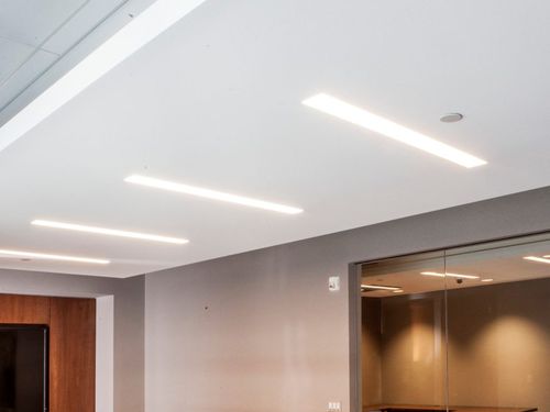 Mineral fiber suspended ceiling - HALCYON™ LOGIX™ - USG - fiberglass ...