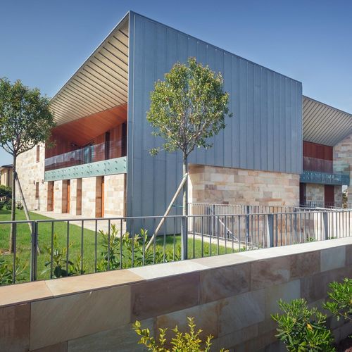 Sheet cladding - VILLE AIMARO - ZINTEK - zinc-titanium / vertical / ribbed