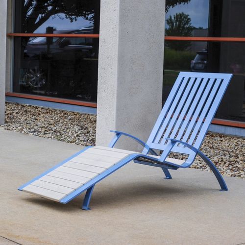 Contemporary sun lounger - ASHTON - Madrax/Thomas Steele - ipe / powder ...