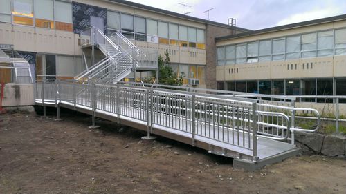 Aluminum access ramp - ADA - Upside Innovations - handicapped
