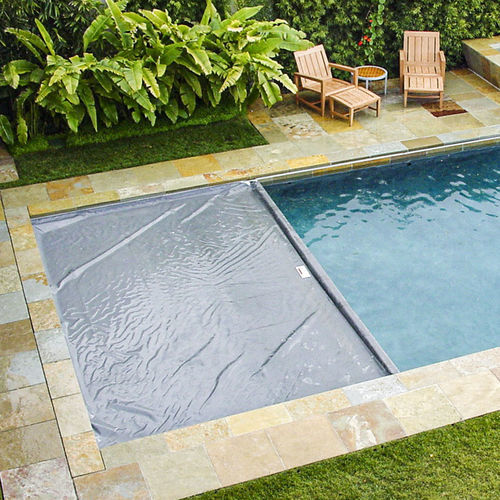 Automatic swimming pool cover - Safety - Piscine Acquaform - security ...