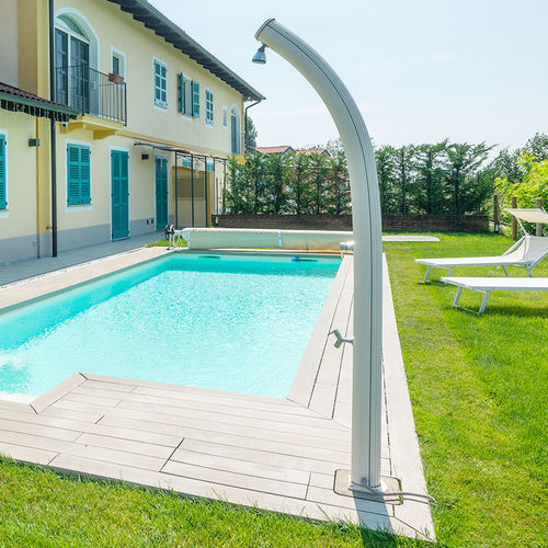 Solar outdoor shower - Piscine Acquaform - pool / with foot washer / wooden
