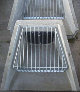 Reinforced concrete head wall / precast - SPILLWAY OUTFALLS - CPM Group Ltd