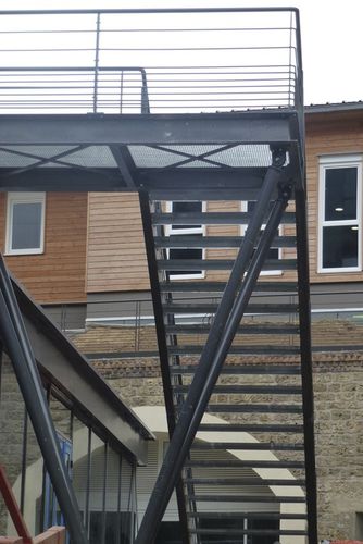 Straight staircase - ALSOLU - metal step / metal frame / outdoor