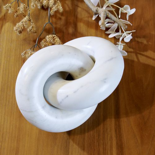 Marble sculpture - GORDIOS - LAMBERT - handmade / free-standing / white