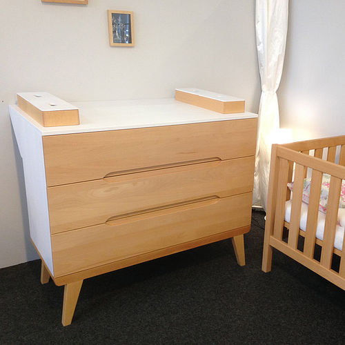 Contemporary chest of drawers - DEBE.BEBE - de Breuyn Möbel GmbH ...