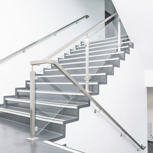 Stainless steel railing - SQUARE LINE® - Q-railing - glass panel ...