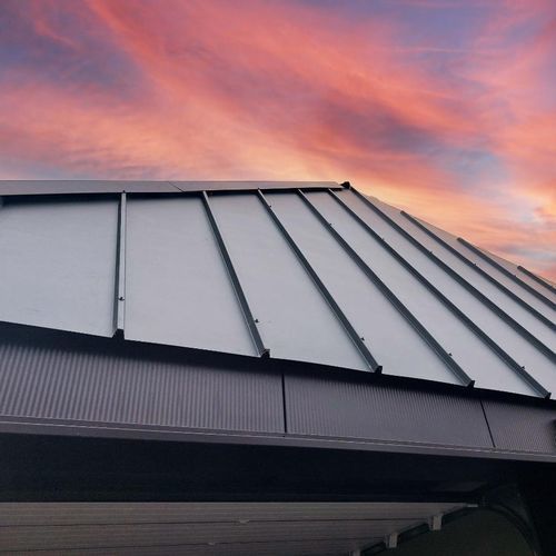 Sloping roof insulating sandwich panel - JI Vieo Roof 1050 - Joris Ide ...