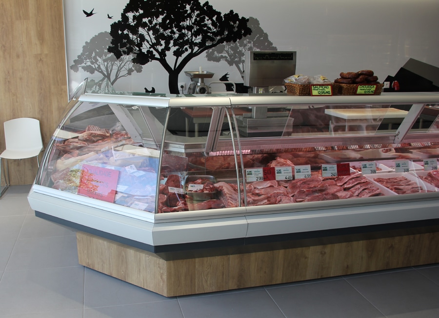 AMALIA Display Case in a Butcher Store - Viseu, Portugal - MAFIROL