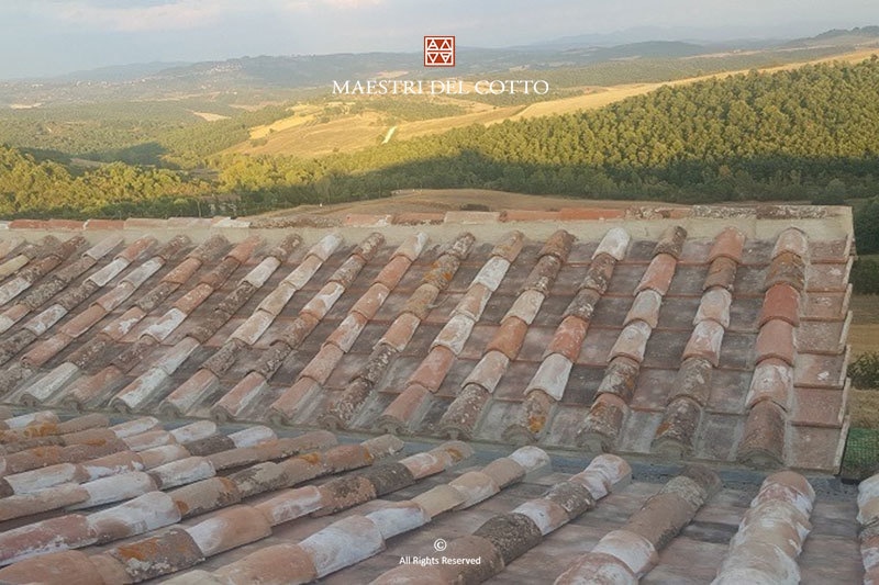Barrel and imbrex roof tiles in salvaged terracotta - Via Monte Peglia ...