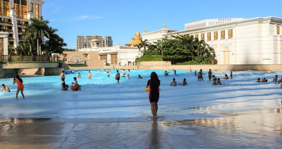 GALAXY MACAU RESORT & CASINO - Macau Island, Macau - Myrtha Pools