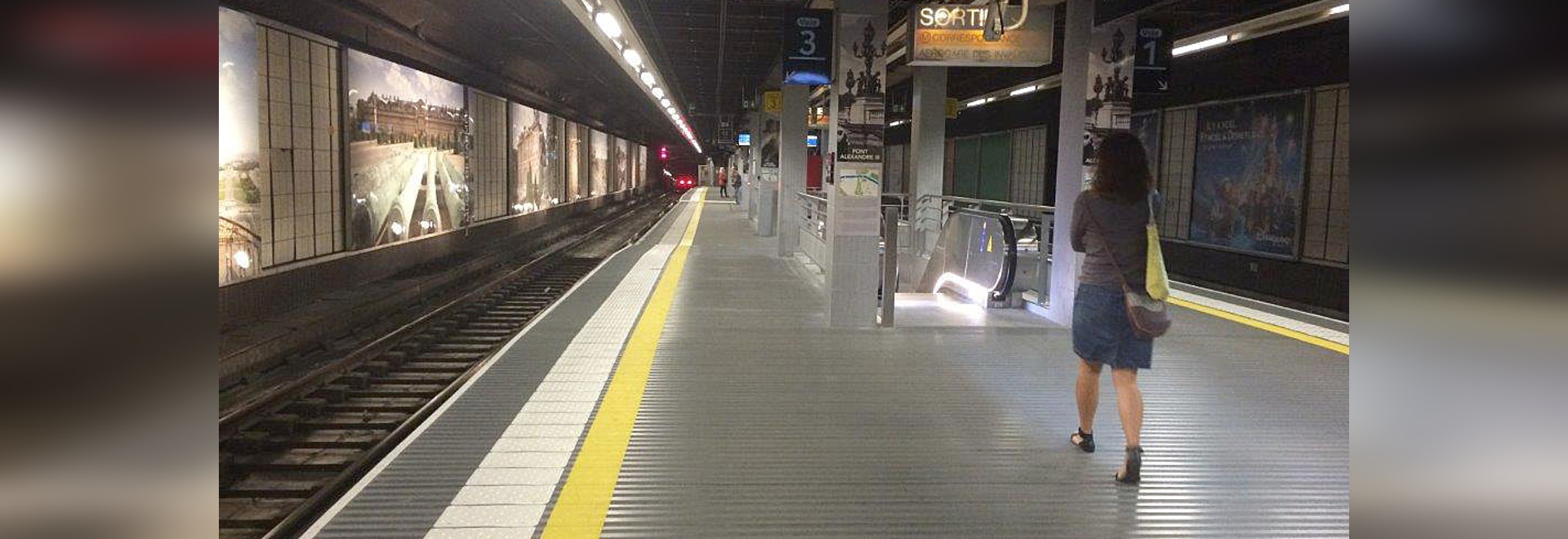 Accessibility : access ramps, raised platforms, tactile pavings… - Via ...