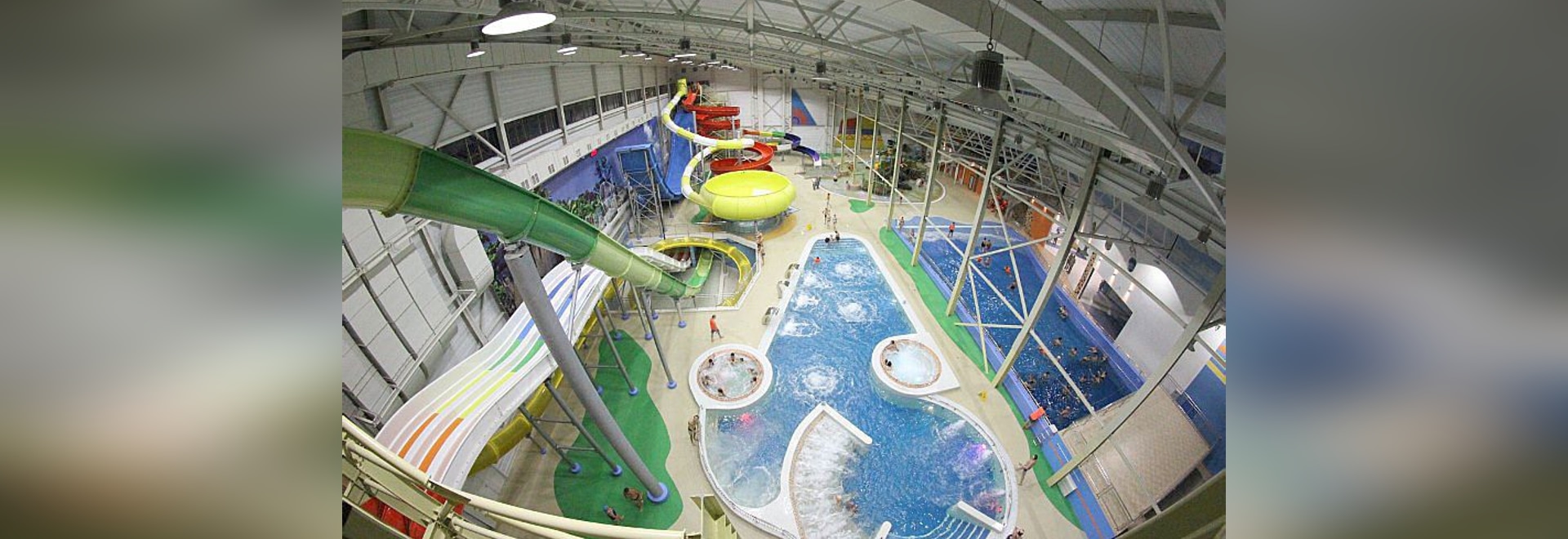 Aquario Indoor Waterpark Opens in Omsk, Russia - Polin Waterparks