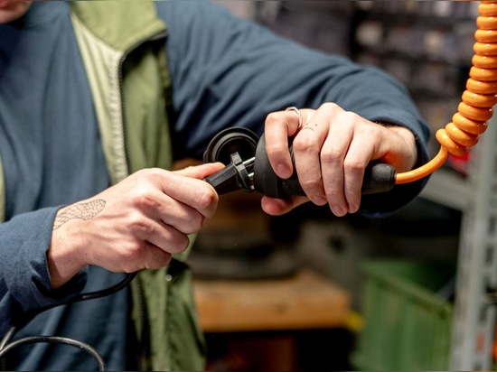 PLUQ IN – Raw Energy. Plugged into Design. - Gewerbepark 9, 6091 ...