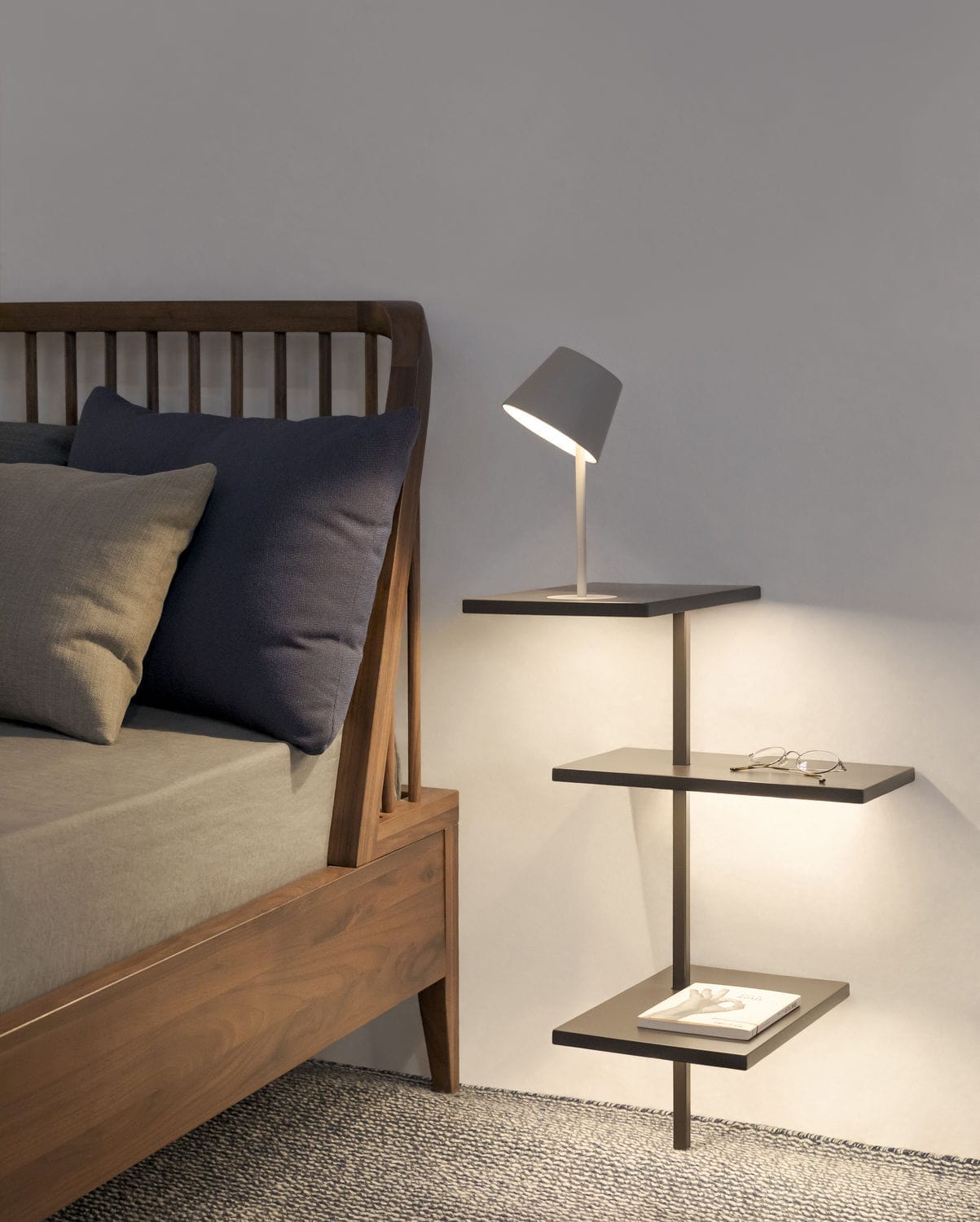 ポリカーボネート製ランプ - Suite - VIBIA LIGHTING - 卓上 / ベッドサイド用 / アルミニウム
