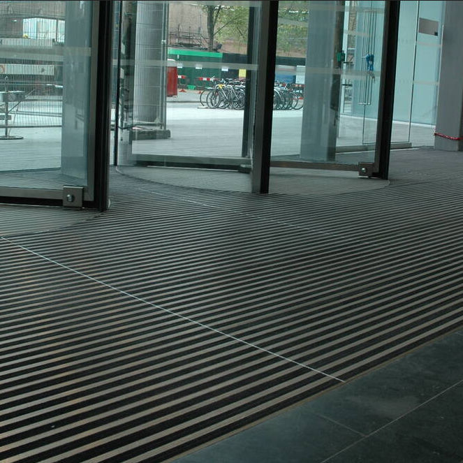 公共施設用エントランスマット - NUWAY TUFTIGUARD HEAVY DUTY - Forbo Flooring Systems ...