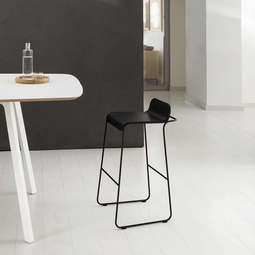 Banqueta alta contemporânea - FLOW - True Design srl - em madeira / com ...