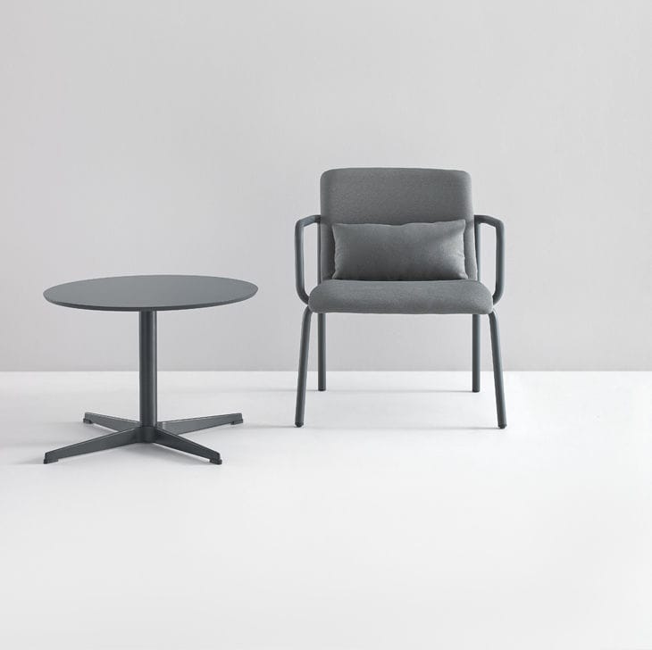 Poltrona contemporânea - SAVE - Mobboli - em madeira / em espuma / em espuma de poliuretano