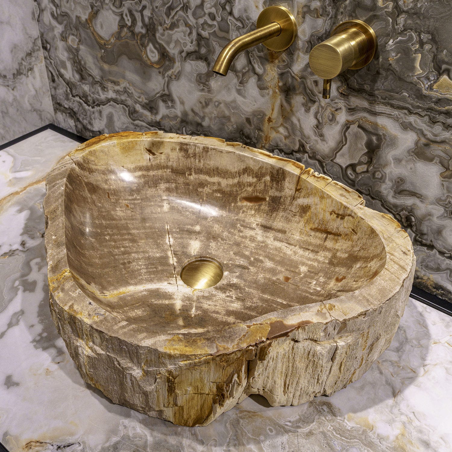 Cuba de apoio - Stone Tree - CIPI' - em madeira fossilizada / feita à ...