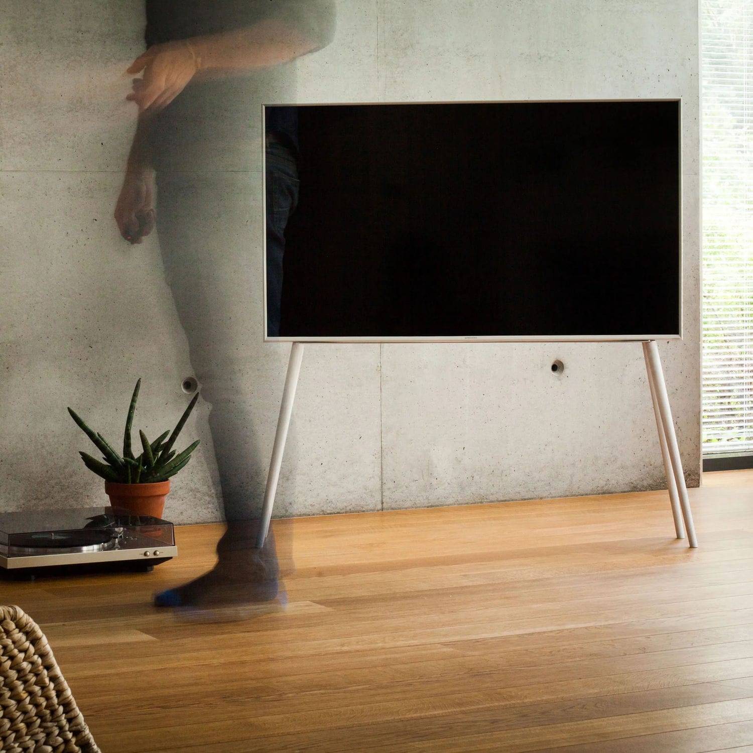 Suporte de piso para TV contemporâneo - WHITE - Esthete LLC - feito à ...