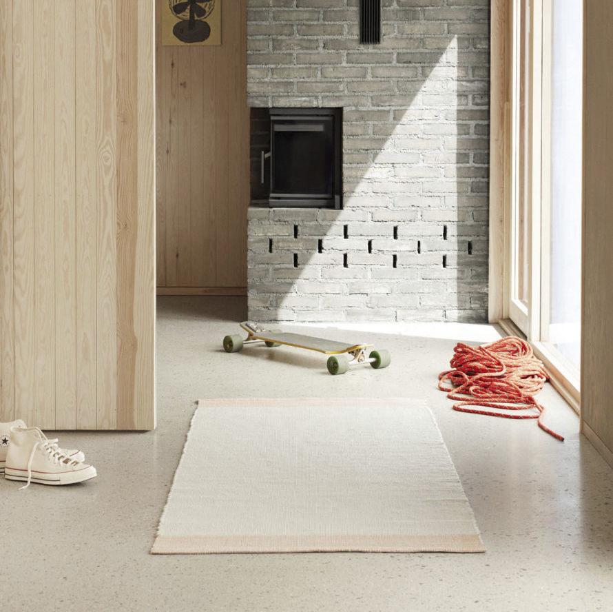 Tapete contemporâneo - SPOOL - Northern - listrado / em poliéster / em PET