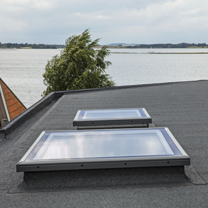 Claraboia para terraço de cobertura - FCM - VELUX - com esquadria / em ...